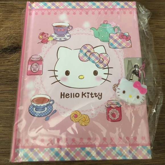 Hello Kitty | Other | One Left Hello Kittynwt Pink Diary With Hk Lock ...